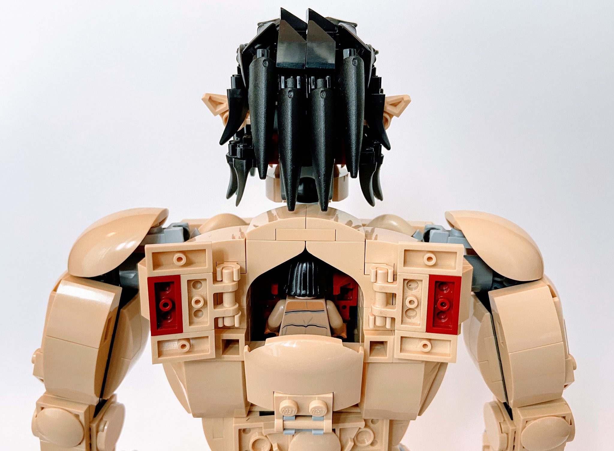 MOC LEGO : L’attaque des titans – Brickmitri